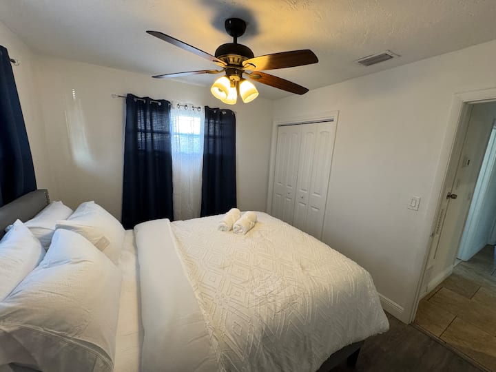 Acogedor Y Cómodo Apartamento - Sunrise, FL