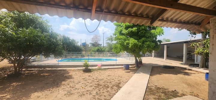Casa De Campo Em Frente à Rio Cuiaba Com Tablado. - Várzea Grande