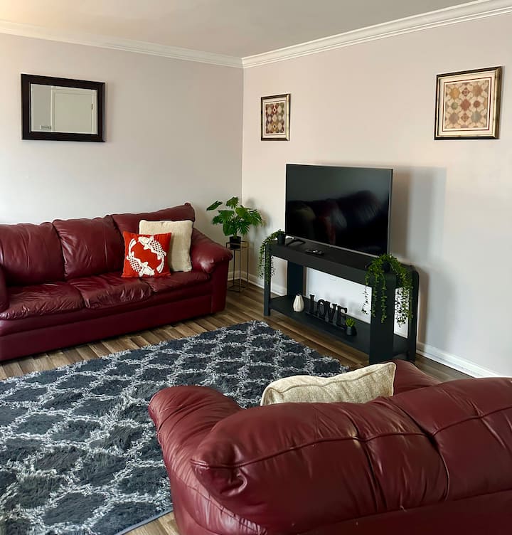 Your Home Away From Home! - Fredericksburg, VA