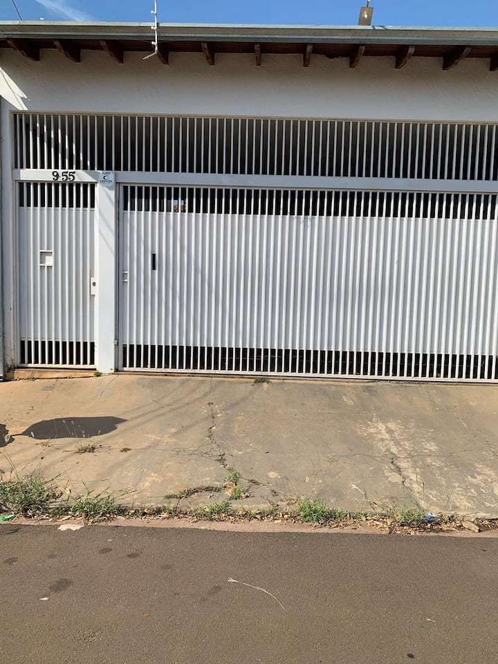Casa 3d C/ar Próx Getúlio Vargas - Bauru