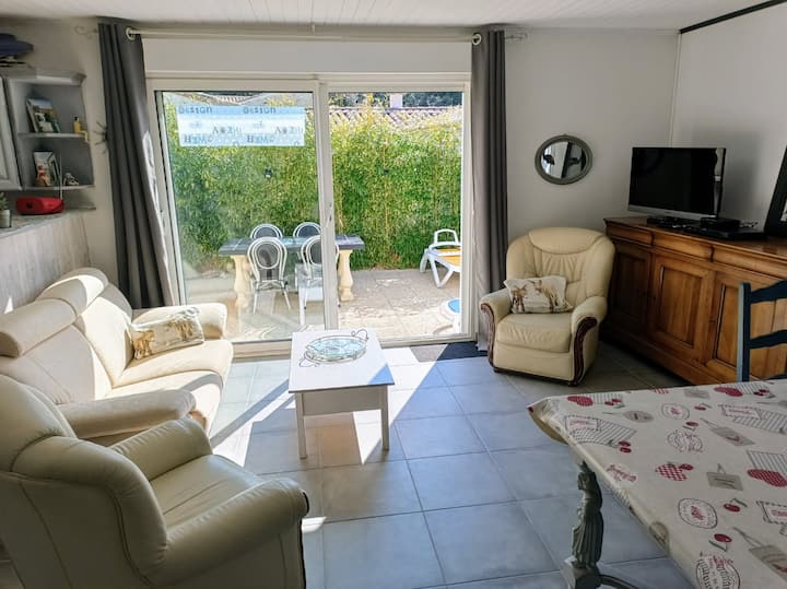 Maison Deux Chambres 4 Couchages, Tout Confort. - La Flotte