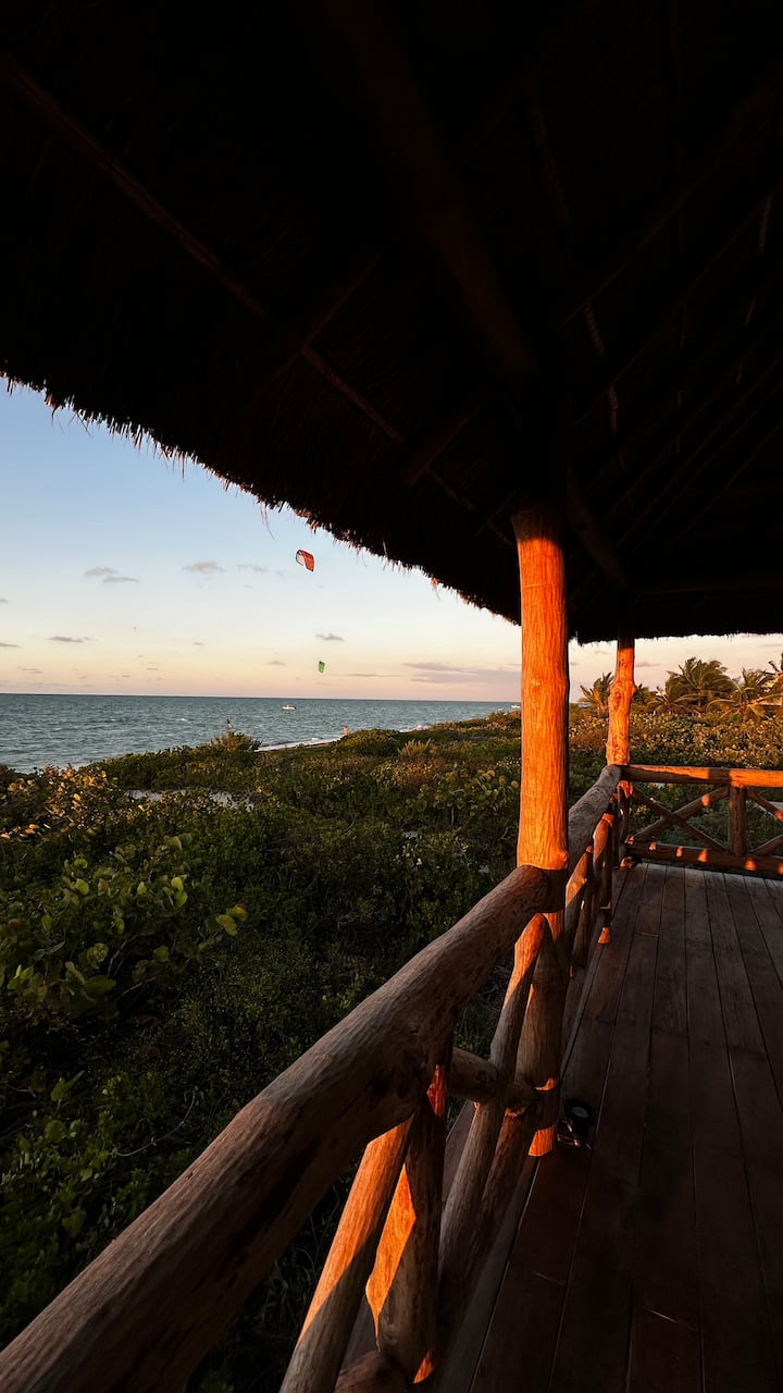 Waterfront Bubu’s Beach House - Telchac Puerto