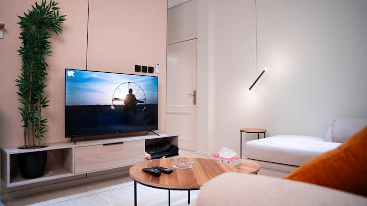 شقة غرفة و صالة و مطبخ بالبساتين - Jedda