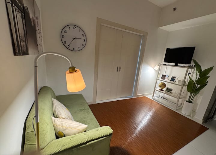 One Bedroom/greenbelt/balcony/fastwifi/washer/pool - Makati