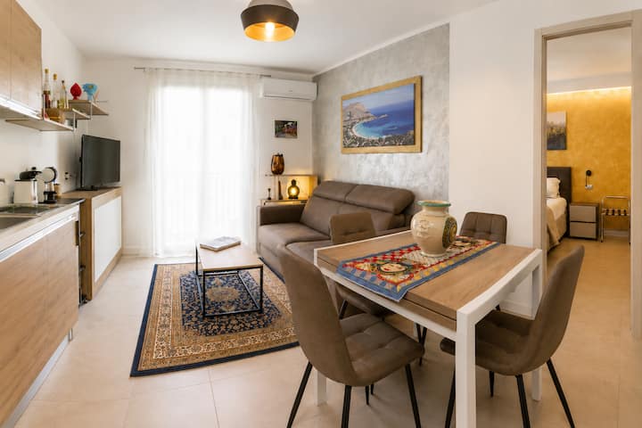 Helena Apartments - Primo Canto - Palerme