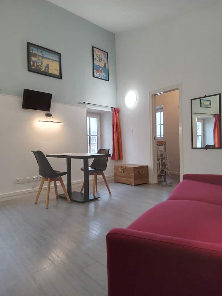Studio 2 Pers, Grosse Horloge, Ménage Inclus - La Rochelle