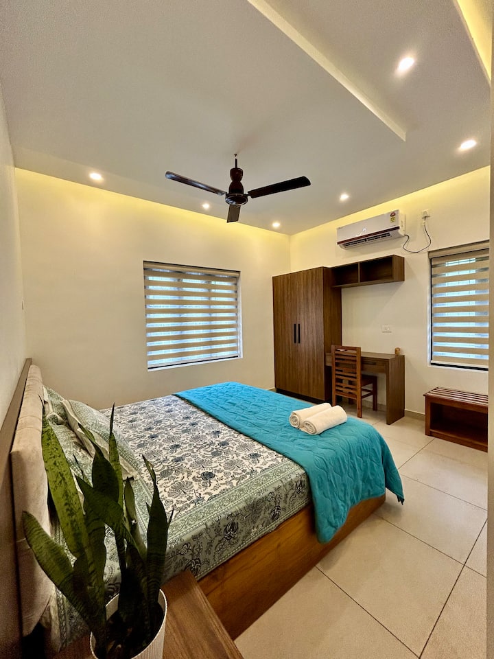 Premium 2br • Fast Wifi • Remote Work & Long Stay - Varkala