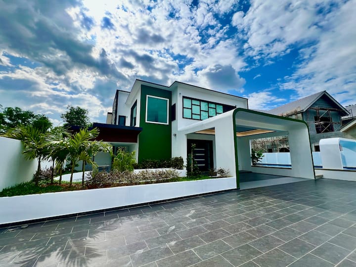 Naditujuh Homestay - Bangi