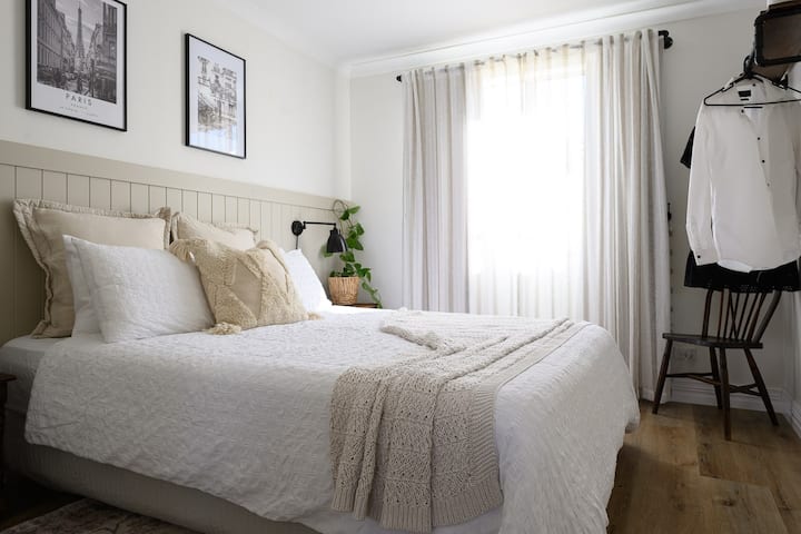 Cottage Guesthouse On Monty - Cottesloe