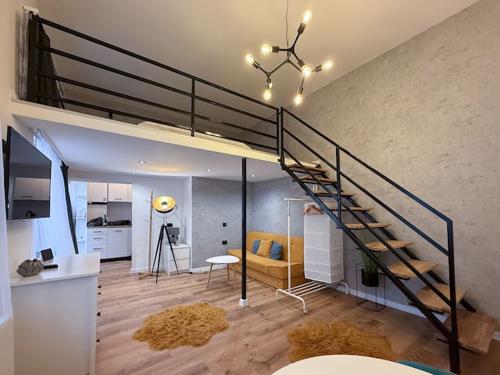Ultra-central Loft On Eroilor Boulevard - Cluj-Napoca