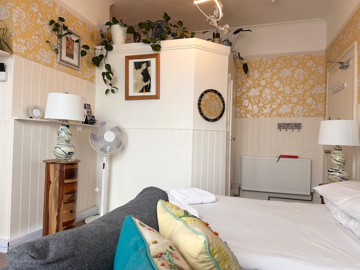 Double Room Shared Kitchen - Bournemouth