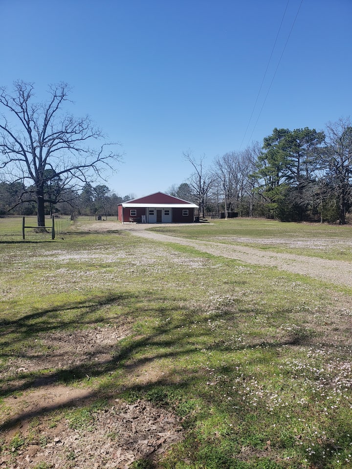 Rodeo Retreat - Pine Creek Lake, OK
