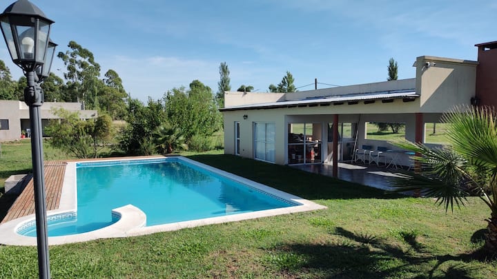 Quinta De Gran Piscina - Colón