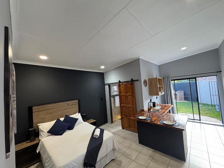 The Perfect Unit Z - Polokwane
