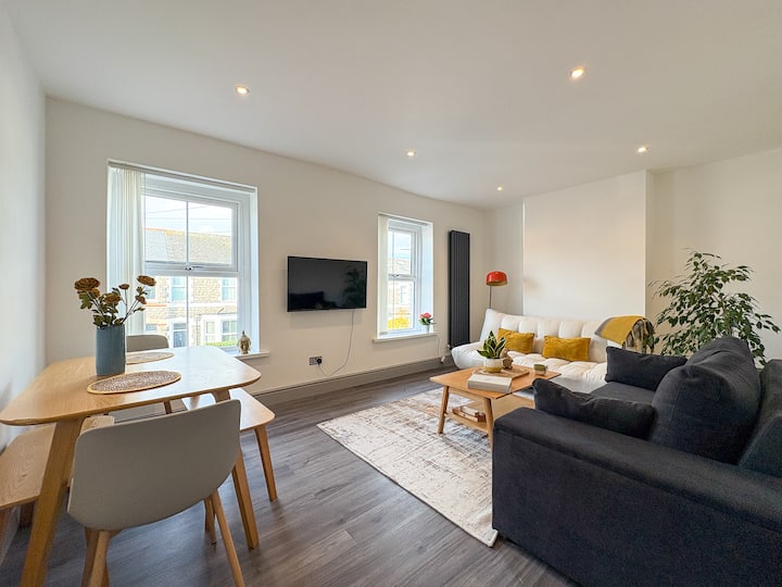 Modern 3bed Apartment In Heart Of Penarth - Cardiff