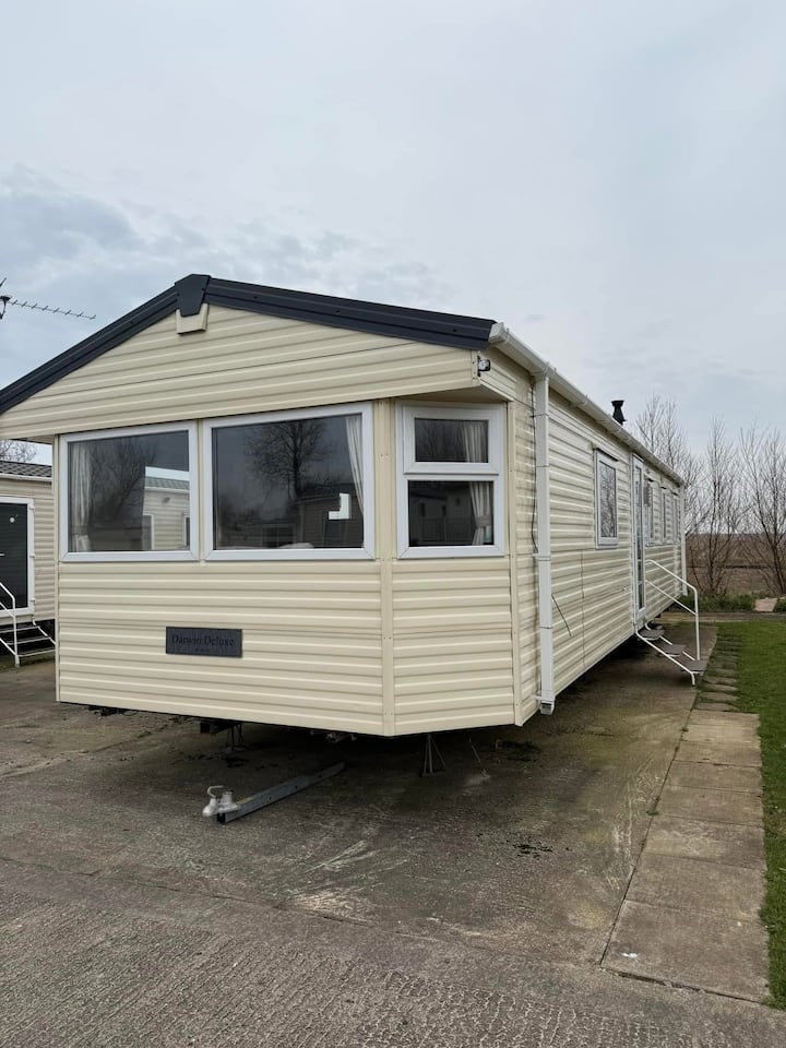 Ac8 3 Bed 8 Berth Caravan - Withernsea