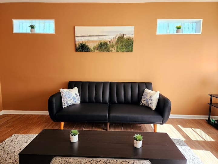 Modern 2 Beds Apt Close Downtown - Evanston, IL