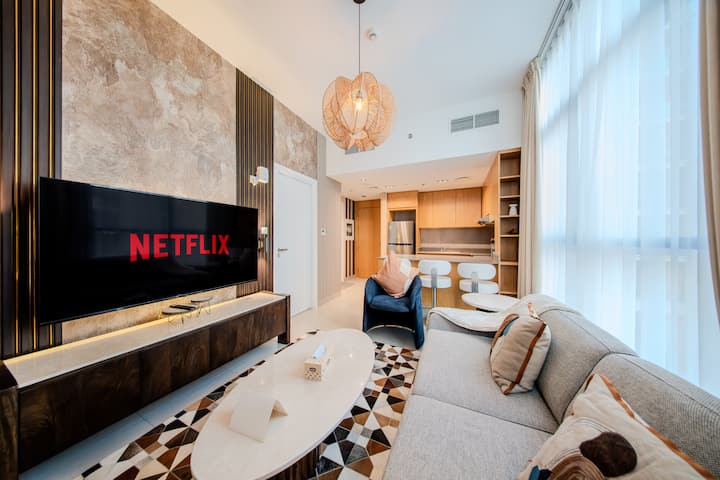 1br Marble Mansion By Blue Cloud Holidays - Sharjah