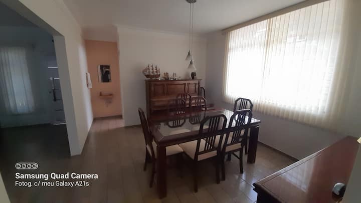 Casa Ampla E Confortável, Estilo Moderno - Jundiaí