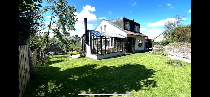 Hemtrevligt I Bromma Kyrka - Stockholm