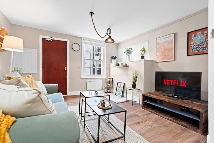 Cozy And Stylish Flat On High Street- Wifi-netflix - Oxford