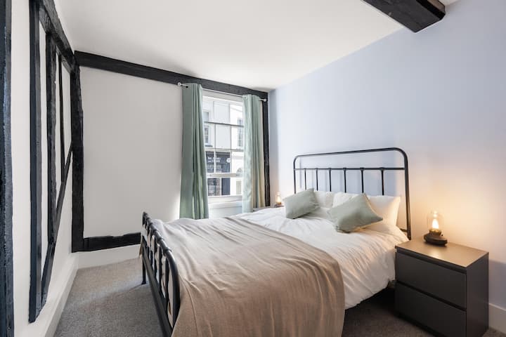 Flat - Hertford Town Centre - Stevenage