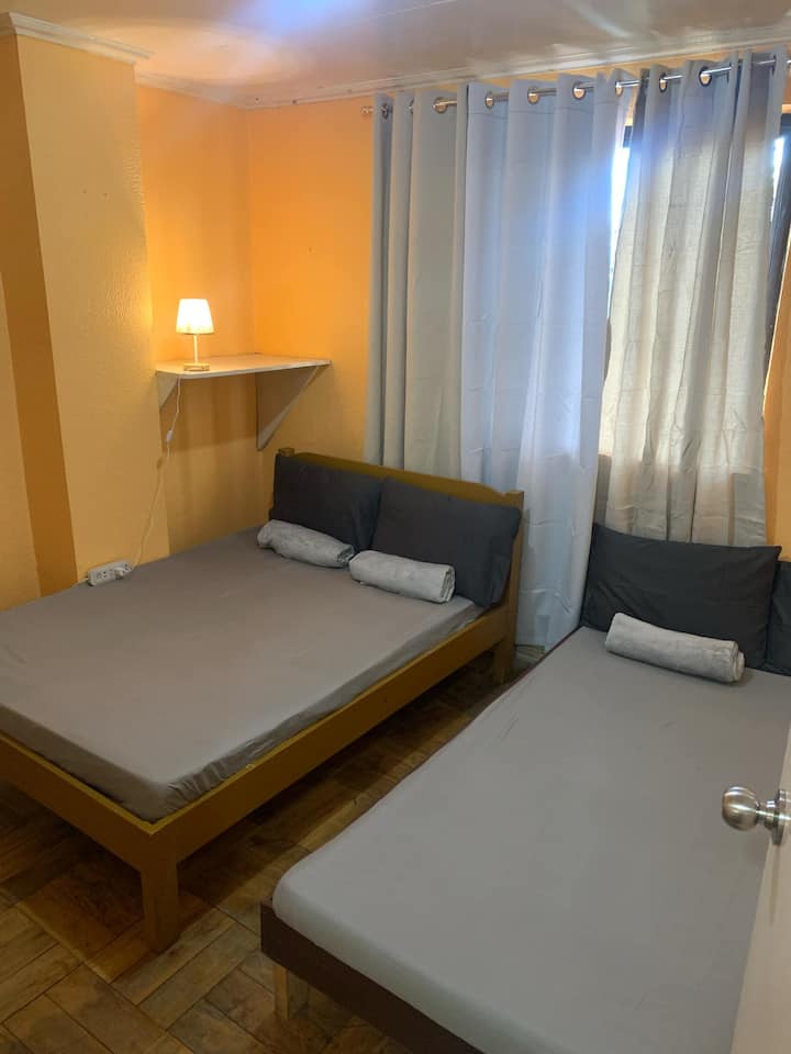 Room 403 ; Simple &
Affordable Room In Baguio - Baguio