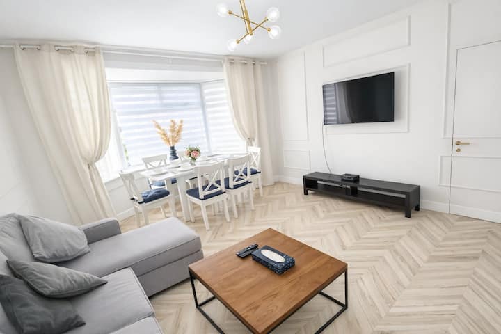 2br House | Free Parking | Private Garden | Sleeps - Linlithgow
