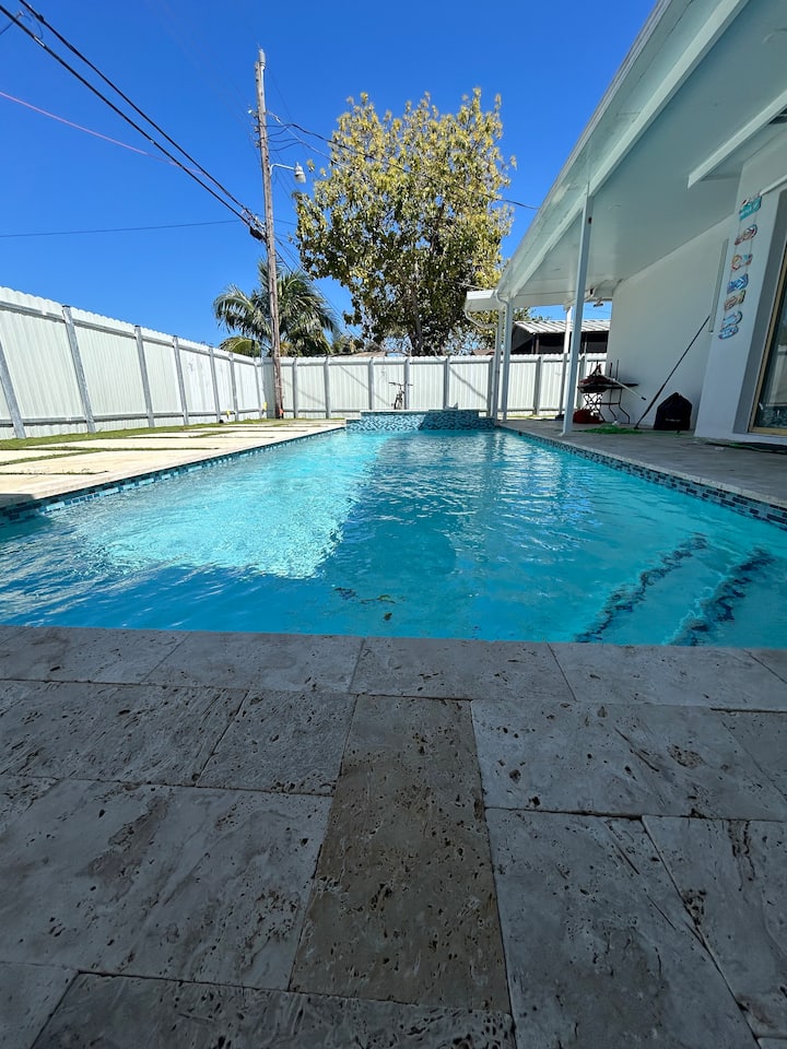 Vacation Home - Miami Gardens, FL