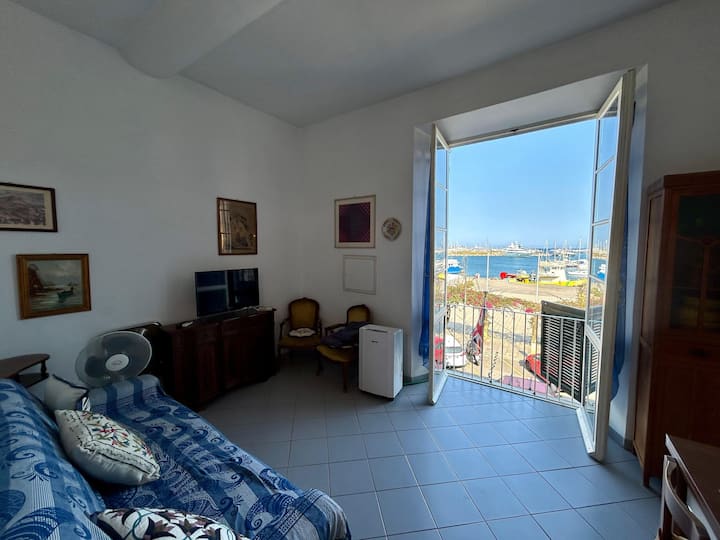 Yacht House - Diano Marina