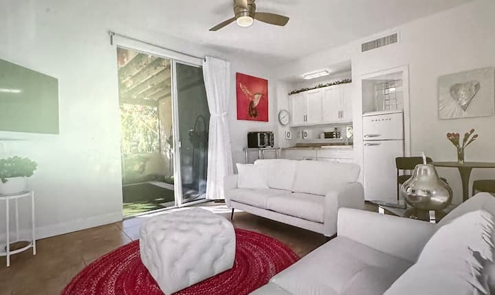 Indian Wells Mountain Cove Oasis - Indian Wells, CA
