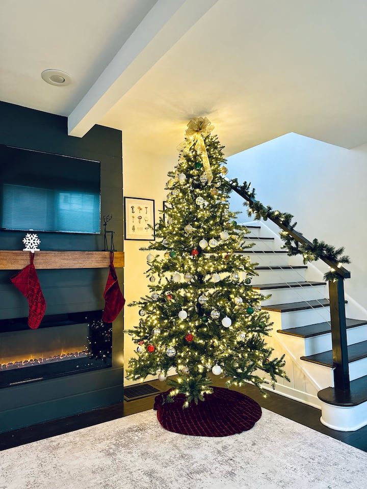 The Rail Hus - Elkins, WV