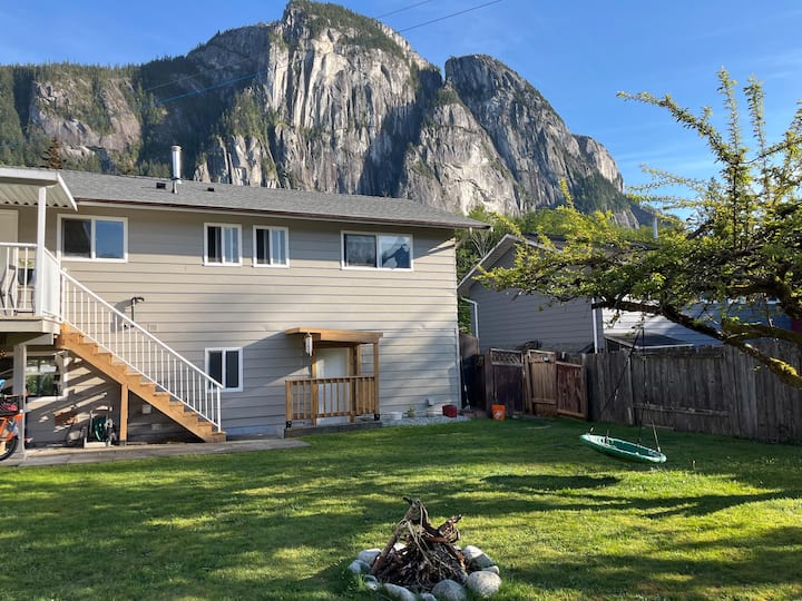 Spacious Suite With Chief Views - Squamish
