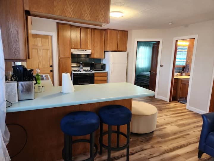 Quiet 2bdr House Safe Area, 5min To Airport - Sioux Falls, SD