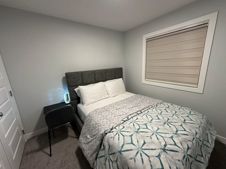 Cozy Room With Shared Space. - Saskatoon