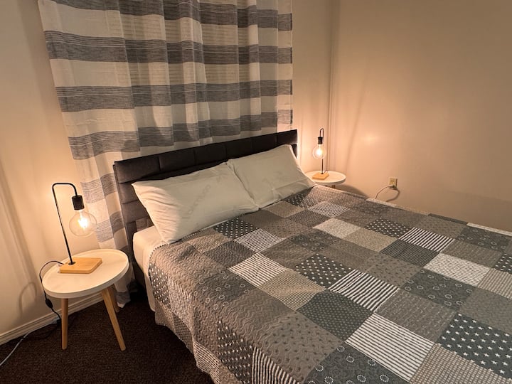 Affordable Stay D/town Cochrane - Cochrane