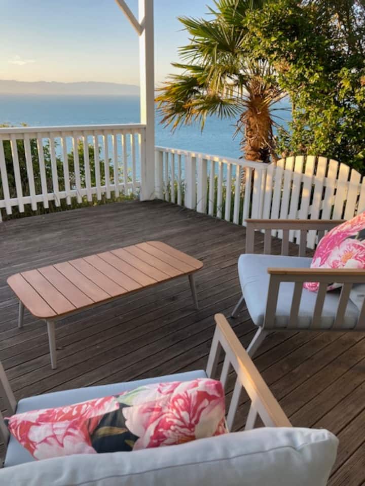 Glamp In Nelson With Stunning Sea Views - 리치먼드