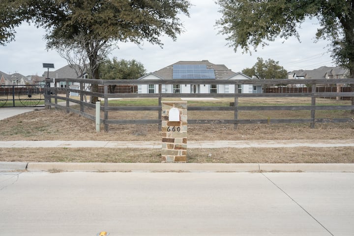 Dfw Spacious Cozy Modern Villa - Mansfield, TX