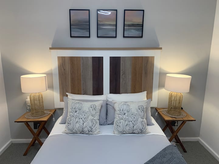 Tlc Escape - Rooi-Els