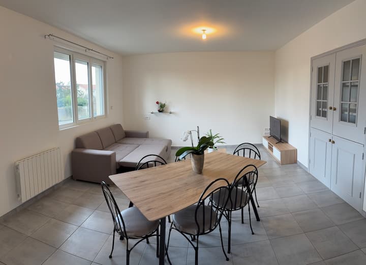 3 Chambres 8 Personnes Maximum - Bourgoin-Jallieu
