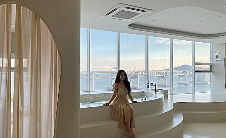 1월특가/오션뷰/무료짐보관/반려동물가능/욕실2개/독채40평 - Busan