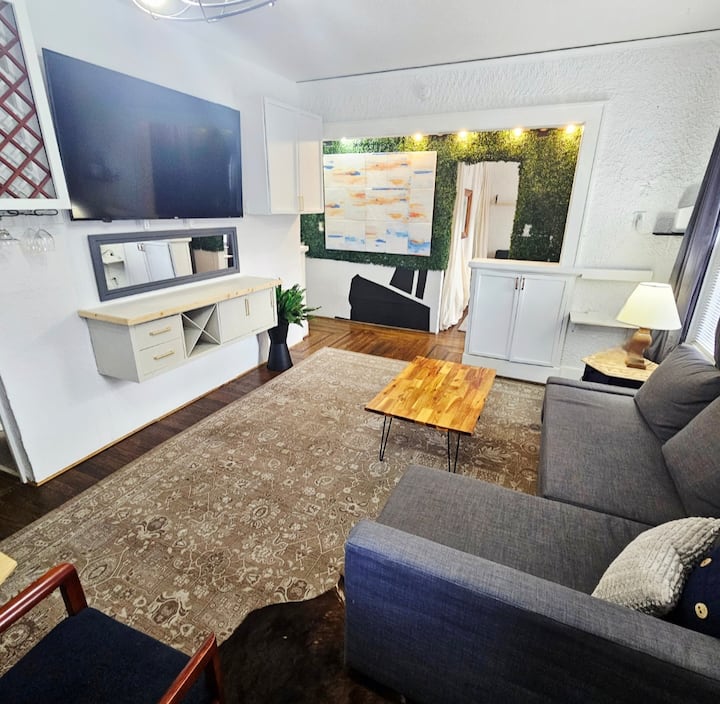 3 Bedrooms - 2 Bathrooms Washer & Dryer - Wifi - Norfolk, VA