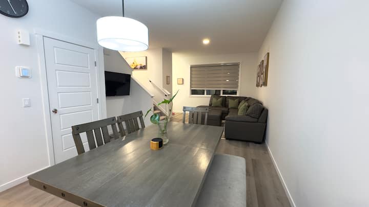 3br Family House In Ne Edmonton Up To 35% Off - Edmonton