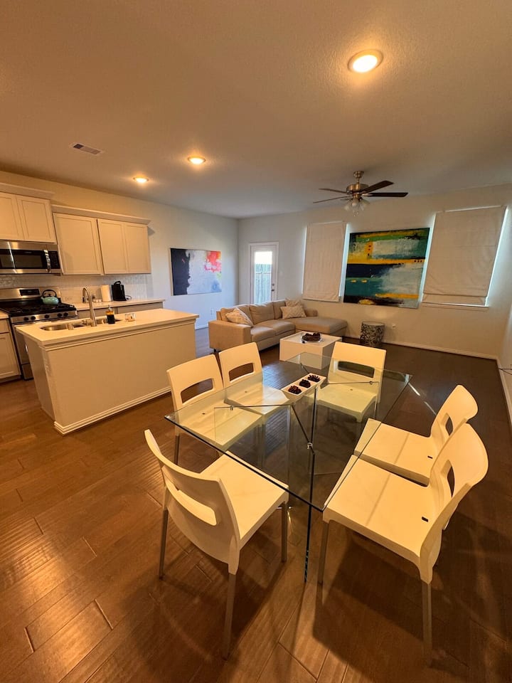 New 4 Bedroom Home - 卡蒂