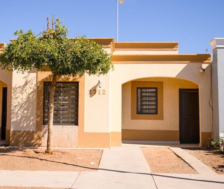 Casa Familiar De Un Piso En Zona Segura, Factura. - Ciudad Obregón