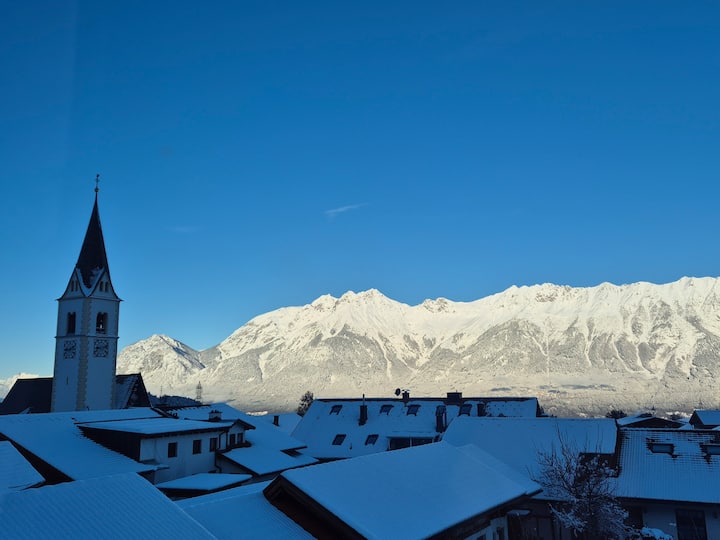 Grosse Wohnung Am Land Mit Bergblick In Stadtnähe - Innsbruck