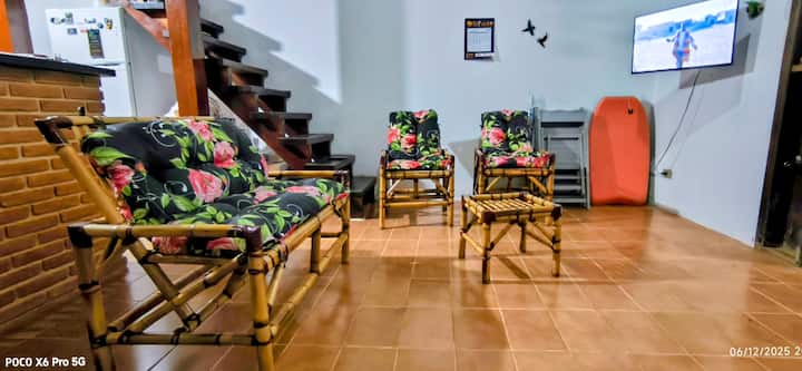 Casa Tranquila Na áRea Residencial Boiçucanga - São Sebastião