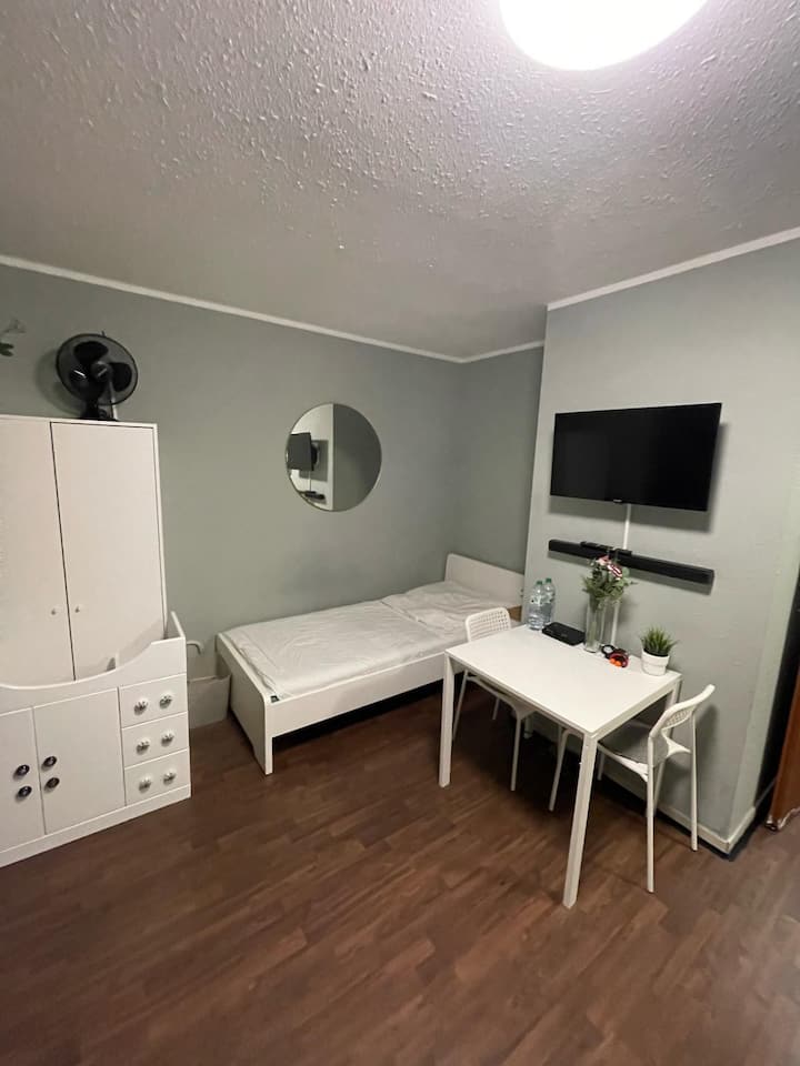 Gemütliches-1-zimmer-arpartment - Bonn
