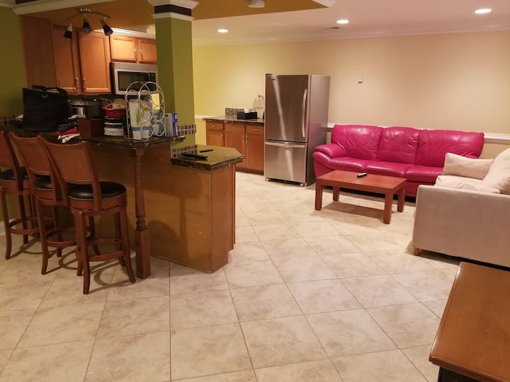 Basement Apartment In Home - Fairfax, VA