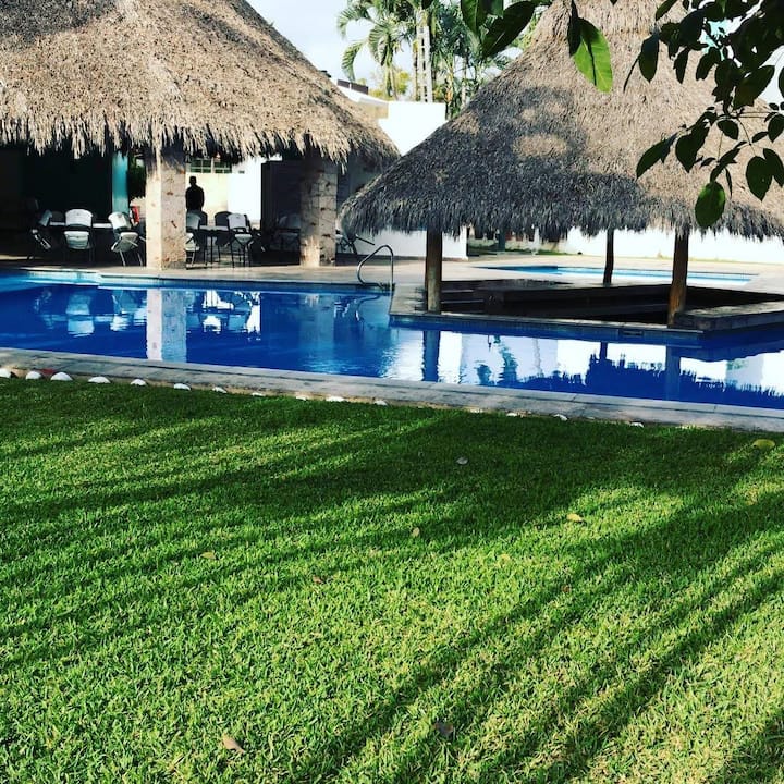 Casa De Playa Zona Residencial - Manzanillo, México